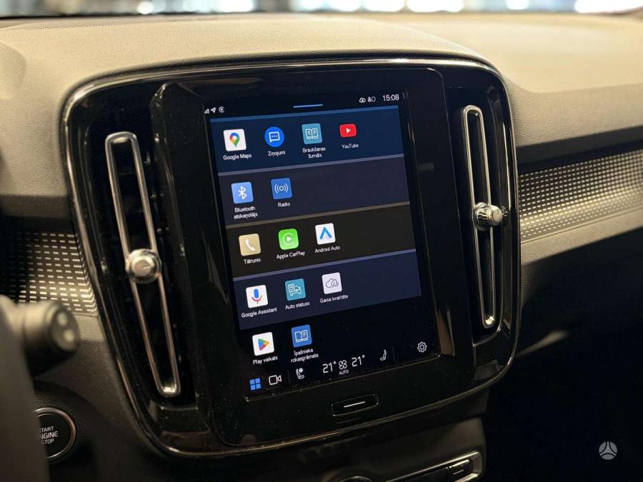 Серый Вольво XC40 2023 в Рига, объемом двигателя 1.97 л и пробегом 40 тыс. км за 33950 €, фото 16 на AUTOMOTO.COM.LV