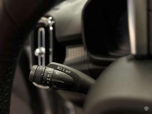 Серый Вольво XC40 2023 в Рига, объемом двигателя 1.97 л и пробегом 40 тыс. км за 33950 €, фото 17 на AUTOMOTO.COM.LV