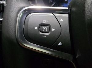 Pelēks Volvo XC40 2025 Šauļi, ar dzinēja tilpumu 1.97 L un nobraukumu 16 tūkst. km par 32400 €, foto 16 vietnē AUTOMOTO.COM.LV