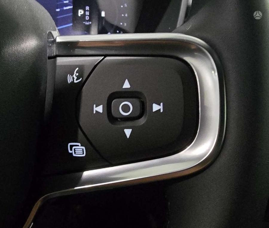 Pelēks Volvo XC40 2025 Šauļi, ar dzinēja tilpumu 1.97 L un nobraukumu 16 tūkst. km par 32400 €, foto 17 vietnē AUTOMOTO.COM.LV