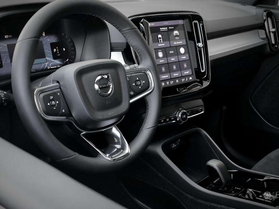 Серый Вольво XC40 2026 в Каунас, объемом двигателя 1.97 л и пробегом 10 тыс. км за 40000 €, фото 12 на AUTOMOTO.COM.LV