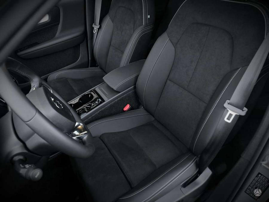 Серый Вольво XC40 2026 в Каунас, объемом двигателя 1.97 л и пробегом 10 тыс. км за 40000 €, фото 21 на AUTOMOTO.COM.LV