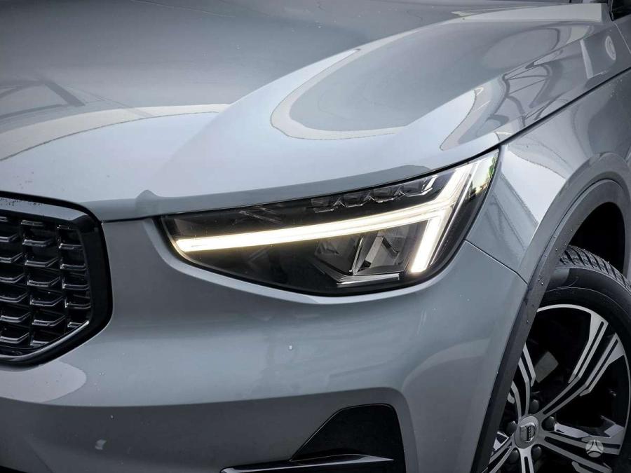 Серый Вольво XC40 2026 в Каунас, объемом двигателя 1.97 л и пробегом 10 тыс. км за 36500 €, фото 4 на AUTOMOTO.COM.LV