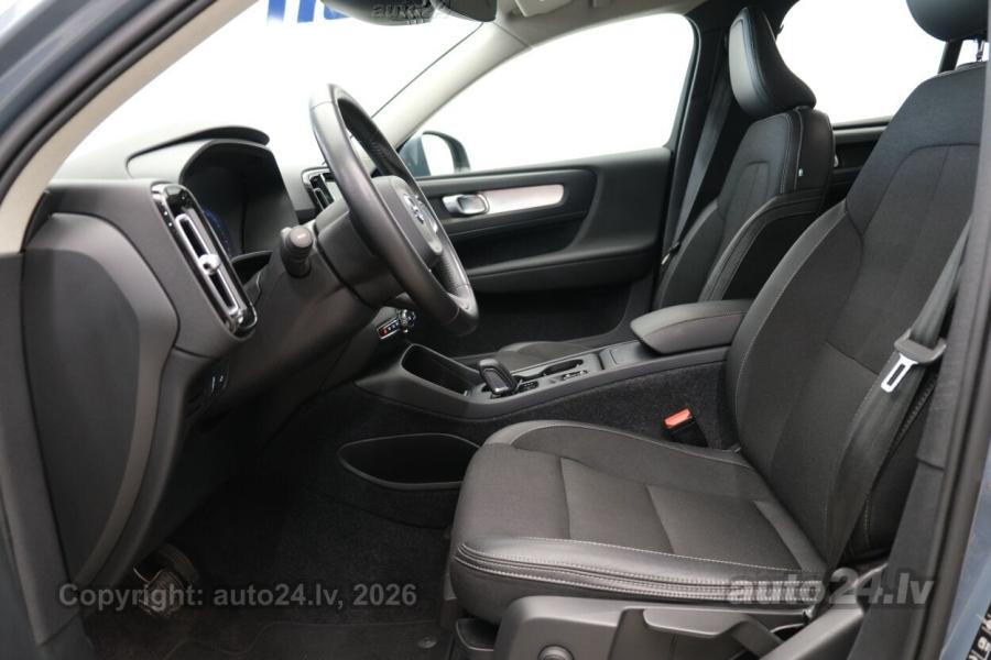 Pelēks Volvo XC40 2019 Tallina, ar dzinēja tilpumu 2.00 L un nobraukumu 111 tūkst. km par 22900 €, foto 6 vietnē AUTOMOTO.COM.LV