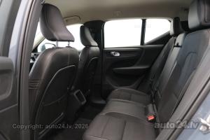 Pelēks Volvo XC40 2019 Tallina, ar dzinēja tilpumu 2.00 L un nobraukumu 111 tūkst. km par 22900 €, foto 7 vietnē AUTOMOTO.COM.LV