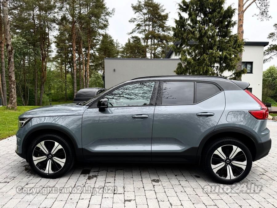 Pelēks Volvo XC40 2022 Tallina, ar dzinēja tilpumu 0.00 L un nobraukumu 53 tūkst. km par 29980 €, foto 4 vietnē AUTOMOTO.COM.LV