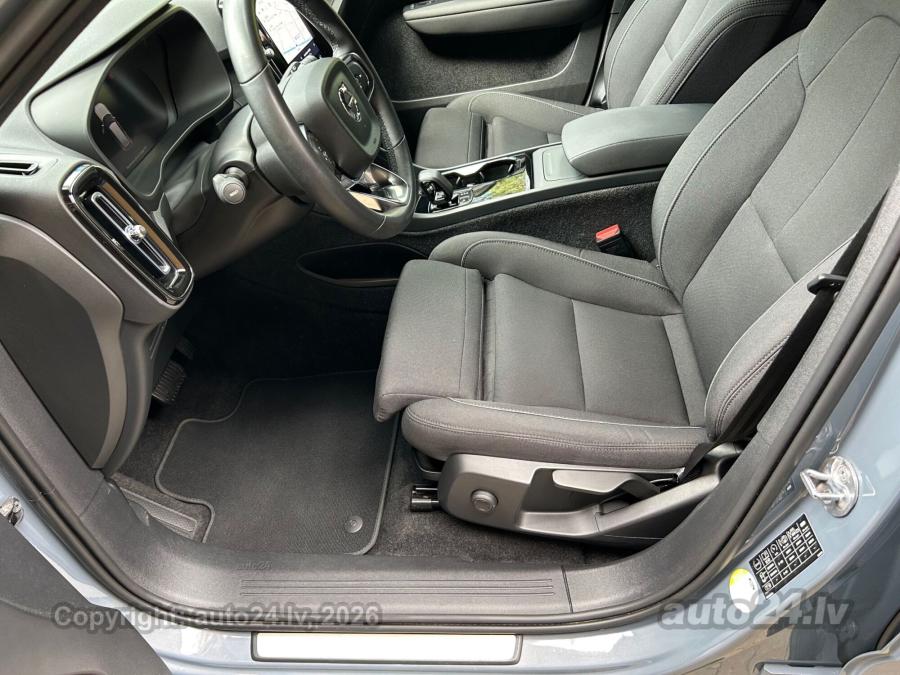 Pelēks Volvo XC40 2022 Tallina, ar dzinēja tilpumu 0.00 L un nobraukumu 53 tūkst. km par 29980 €, foto 10 vietnē AUTOMOTO.COM.LV