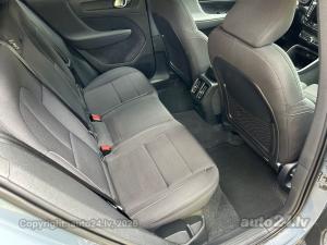 Pelēks Volvo XC40 2022 Tallina, ar dzinēja tilpumu 0.00 L un nobraukumu 53 tūkst. km par 29980 €, foto 12 vietnē AUTOMOTO.COM.LV