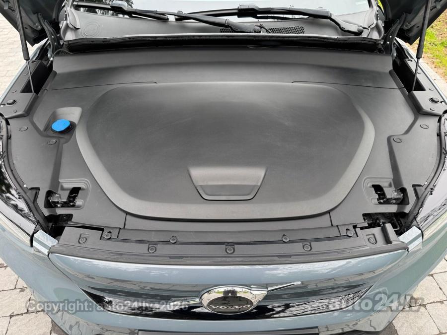 Pelēks Volvo XC40 2022 Tallina, ar dzinēja tilpumu 0.00 L un nobraukumu 53 tūkst. km par 29980 €, foto 16 vietnē AUTOMOTO.COM.LV