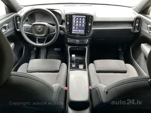 Pelēks Volvo XC40 2022 Tallina, ar dzinēja tilpumu 0.00 L un nobraukumu 53 tūkst. km par 29980 €, foto 18 vietnē AUTOMOTO.COM.LV