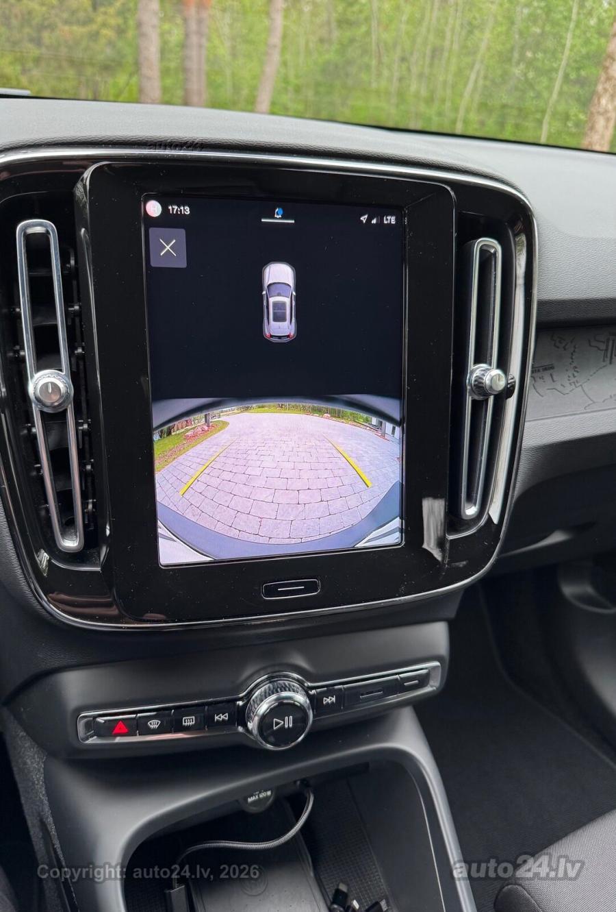 Pelēks Volvo XC40 2022 Tallina, ar dzinēja tilpumu 0.00 L un nobraukumu 53 tūkst. km par 29980 €, foto 27 vietnē AUTOMOTO.COM.LV