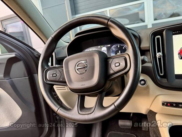 Серый Вольво XC40 2018 в Пярну, объемом двигателя 2.00 л и пробегом 210 тыс. км за 18950 €, фото 11 на AUTOMOTO.COM.LV