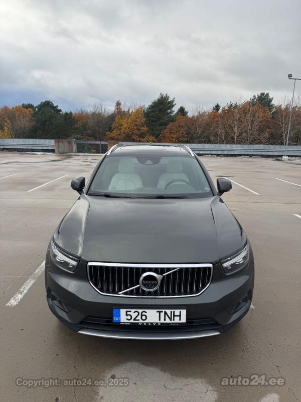 Pelēks Volvo XC40 2018 Tallina, ar dzinēja tilpumu 2.00 L un nobraukumu 116 tūkst. km par 22990 €, foto 5 vietnē AUTOMOTO.COM.LV