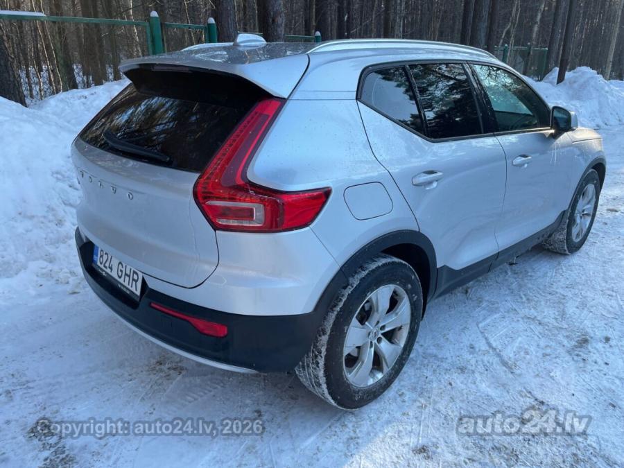 Pelēks Volvo XC40 2019 Tallina, ar dzinēja tilpumu 2.00 L un nobraukumu 127 tūkst. km par 19990 €, foto 2 vietnē AUTOMOTO.COM.LV