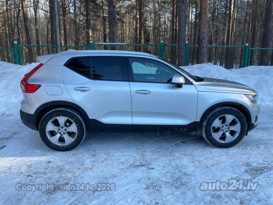 Pelēks Volvo XC40 2019 Tallina, ar dzinēja tilpumu 2.00 L un nobraukumu 127 tūkst. km par 19990 €, foto 24 vietnē AUTOMOTO.COM.LV