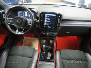 Серый Вольво XC40 2019 в Таллин, объемом двигателя 2.00 л и пробегом 73 тыс. км за 21500 €, фото 4 на AUTOMOTO.COM.LV