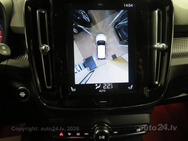 Серый Вольво XC40 2019 в Таллин, объемом двигателя 2.00 л и пробегом 73 тыс. км за 21500 €, фото 8 на AUTOMOTO.COM.LV