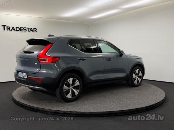 Grey Volvo XC40 2020 in Parnu, with an engine capacity of 1.50 L and mileage of 217 thousand km for 19990 €, photo 5 on AUTOMOTO.COM.LV