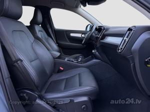 Pelēks Volvo XC40 2020 Pērnava, ar dzinēja tilpumu 1.50 L un nobraukumu 218 tūkst. km par 19900 €, foto 6 vietnē AUTOMOTO.COM.LV