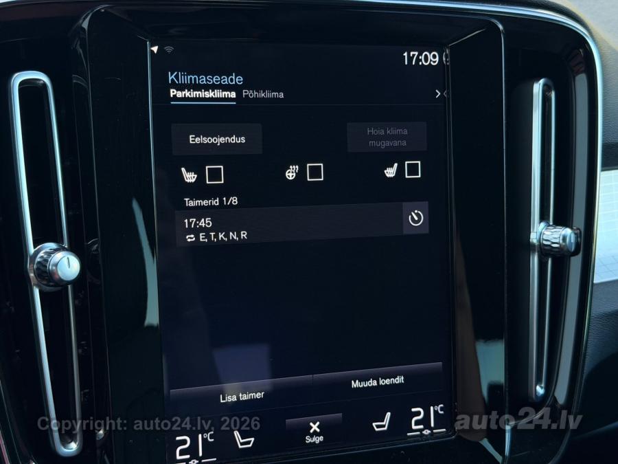 Pelēks Volvo XC40 2020 Pērnava, ar dzinēja tilpumu 1.50 L un nobraukumu 218 tūkst. km par 19900 €, foto 14 vietnē AUTOMOTO.COM.LV
