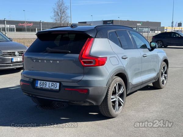 Серый Вольво XC40 2021 в Таллин, объемом двигателя 1.50 л и пробегом 200 тыс. км за 23490 €, фото 2 на AUTOMOTO.COM.LV