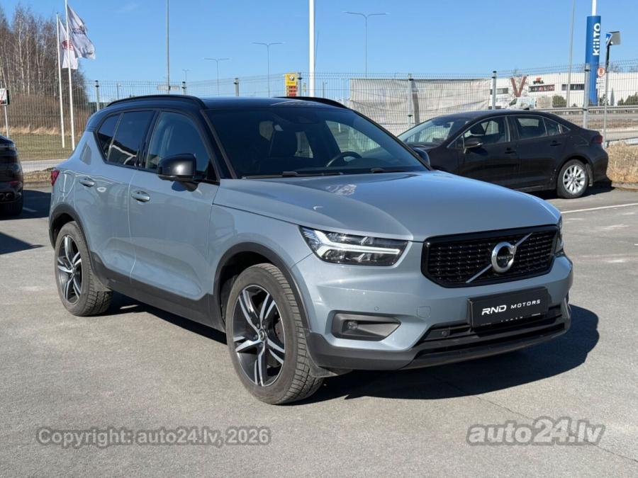 Pelēks Volvo XC40 2021 Tallina, ar dzinēja tilpumu 1.50 L un nobraukumu 200 tūkst. km par 23490 €, foto 3 vietnē AUTOMOTO.COM.LV