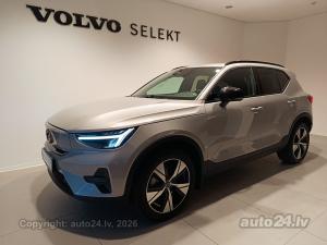 Grey Volvo XC40 2023 in Tallinn, with an engine capacity of 0.00 L and mileage of 31 thousand km for 33990 €, photo  on AUTOMOTO.COM.LV