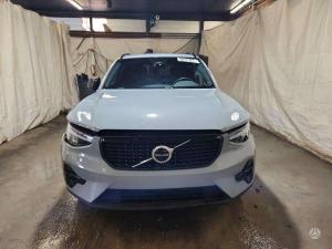 Pelēks Volvo XC40 2024 Šauļi, ar dzinēja tilpumu 2.00 L un nobraukumu 5 tūkst. km par 5500 €, foto 6 vietnē AUTOMOTO.COM.LV