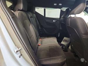 Pelēks Volvo XC40 2024 Šauļi, ar dzinēja tilpumu 2.00 L un nobraukumu 5 tūkst. km par 5500 €, foto 12 vietnē AUTOMOTO.COM.LV
