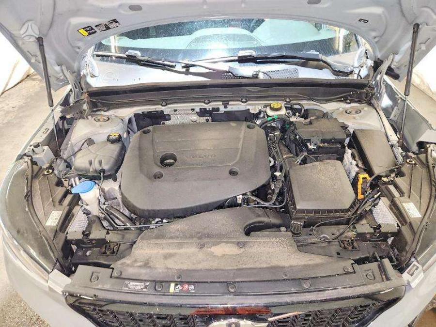 Pelēks Volvo XC40 2024 Šauļi, ar dzinēja tilpumu 2.00 L un nobraukumu 5 tūkst. km par 5500 €, foto 13 vietnē AUTOMOTO.COM.LV