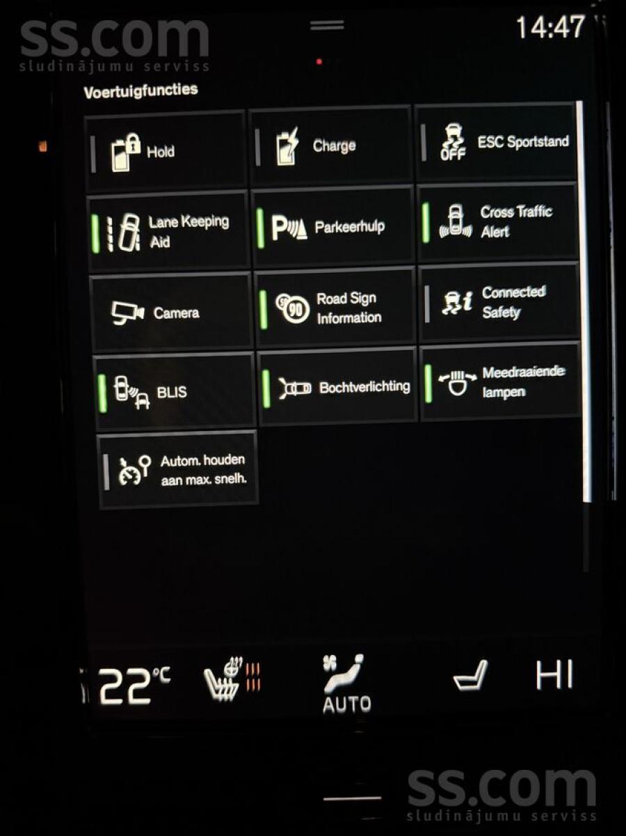 Оранжевый Вольво XC40 2021 в Рига, объемом двигателя 1.50 л и пробегом 133 тыс. км за 25900 €, фото 2 на AUTOMOTO.COM.LV
