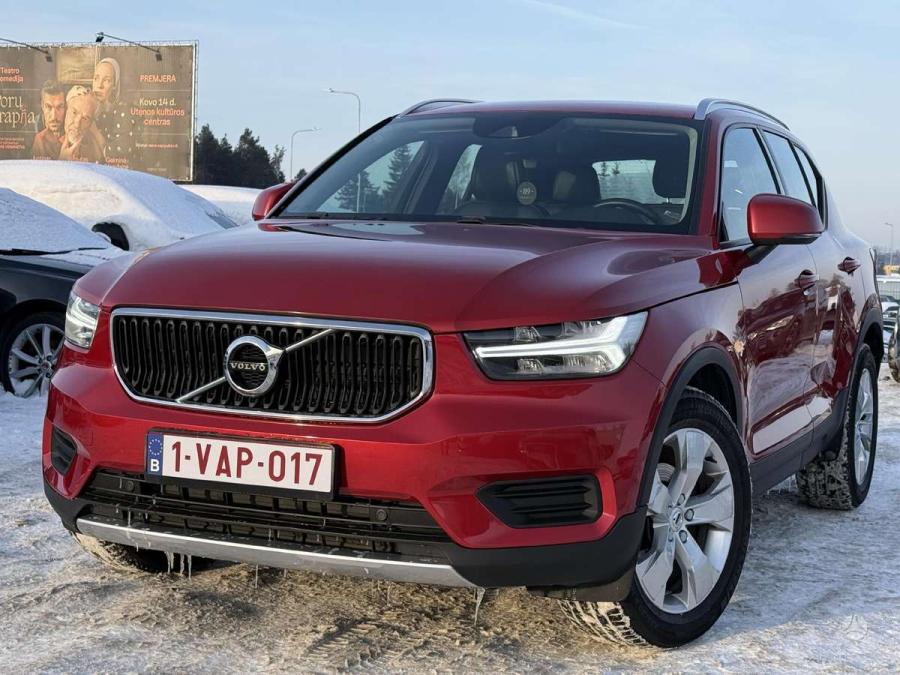 Красный Вольво XC40 2018 в Утена, объемом двигателя 1.97 л и пробегом 300 тыс. км за 13500 €, фото 1 на AUTOMOTO.COM.LV