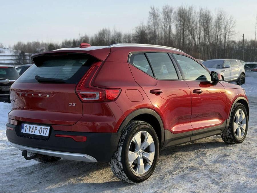 Красный Вольво XC40 2018 в Утена, объемом двигателя 1.97 л и пробегом 300 тыс. км за 13500 €, фото 5 на AUTOMOTO.COM.LV