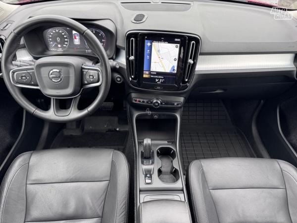Красный Вольво XC40 2018 в Авиженяй, объемом двигателя 2.00 л и пробегом 157 тыс. км за 16950 €, фото 5 на AUTOMOTO.COM.LV