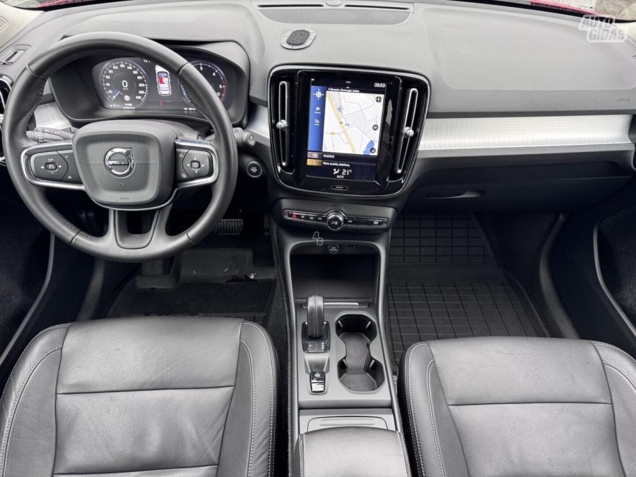 Красный Вольво XC40 2018 в Авиженяй, объемом двигателя 2.00 л и пробегом 157 тыс. км за 16950 €, фото 6 на AUTOMOTO.COM.LV
