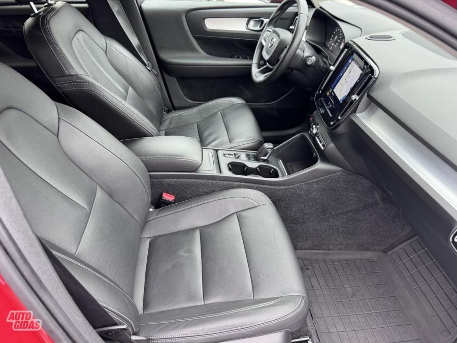 Красный Вольво XC40 2018 в Авиженяй, объемом двигателя 2.00 л и пробегом 157 тыс. км за 16950 €, фото 7 на AUTOMOTO.COM.LV
