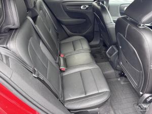 Красный Вольво XC40 2018 в Авиженяй, объемом двигателя 2.00 л и пробегом 157 тыс. км за 16950 €, фото 8 на AUTOMOTO.COM.LV
