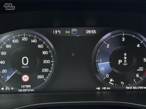Красный Вольво XC40 2018 в Авиженяй, объемом двигателя 2.00 л и пробегом 157 тыс. км за 16950 €, фото 12 на AUTOMOTO.COM.LV