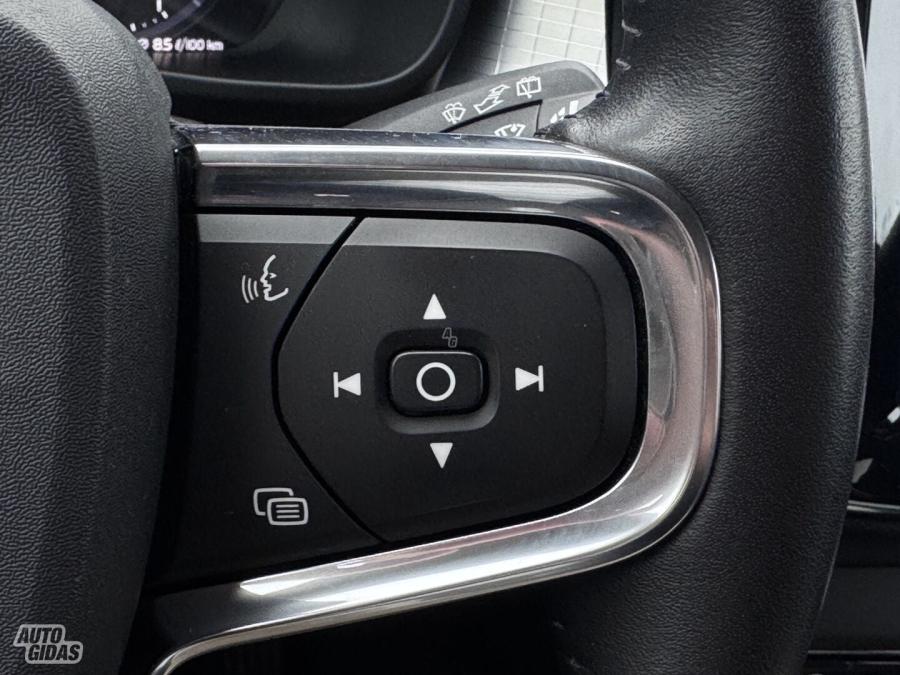 Красный Вольво XC40 2018 в Авиженяй, объемом двигателя 2.00 л и пробегом 157 тыс. км за 16950 €, фото 14 на AUTOMOTO.COM.LV