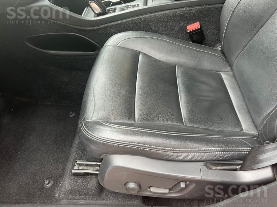 Sarkans Volvo XC40 2018 Rīga, ar dzinēja tilpumu 2.00 L un nobraukumu 119 tūkst. km par 22900 €, foto 7 vietnē AUTOMOTO.COM.LV