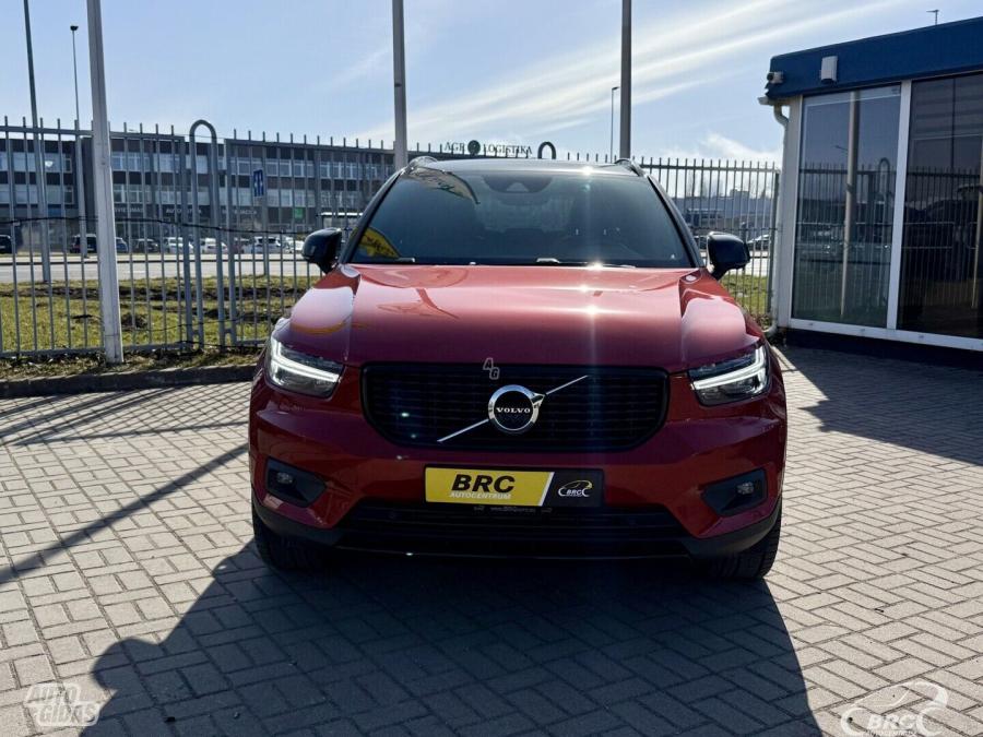 Red Volvo XC40 2019 in Avizieniai, with an engine capacity of 2.00 L and mileage of 77 thousand km for 25500 €, photo 34 on AUTOMOTO.COM.LV