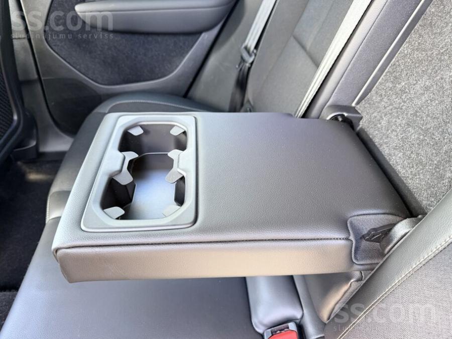 Красный Вольво XC40 2019 в Рига, объемом двигателя 1.50 л и пробегом 165 тыс. км за 16995 €, фото 13 на AUTOMOTO.COM.LV