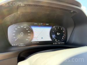 Красный Вольво XC40 2019 в Рига, объемом двигателя 1.50 л и пробегом 165 тыс. км за 16995 €, фото 16 на AUTOMOTO.COM.LV