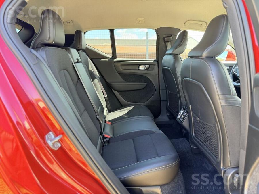 Красный Вольво XC40 2019 в Рига, объемом двигателя 1.50 л и пробегом 165 тыс. км за 16995 €, фото 24 на AUTOMOTO.COM.LV