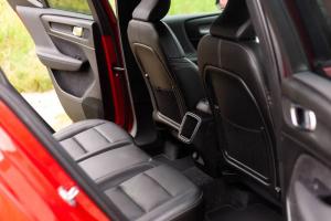 Красный Вольво XC40 2019 в Рига, объемом двигателя 2.00 л и пробегом 154 тыс. км за 18995 €, фото 16 на AUTOMOTO.COM.LV