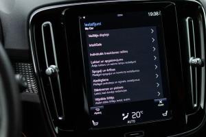 Красный Вольво XC40 2019 в Рига, объемом двигателя 2.00 л и пробегом 154 тыс. км за 18995 €, фото 25 на AUTOMOTO.COM.LV