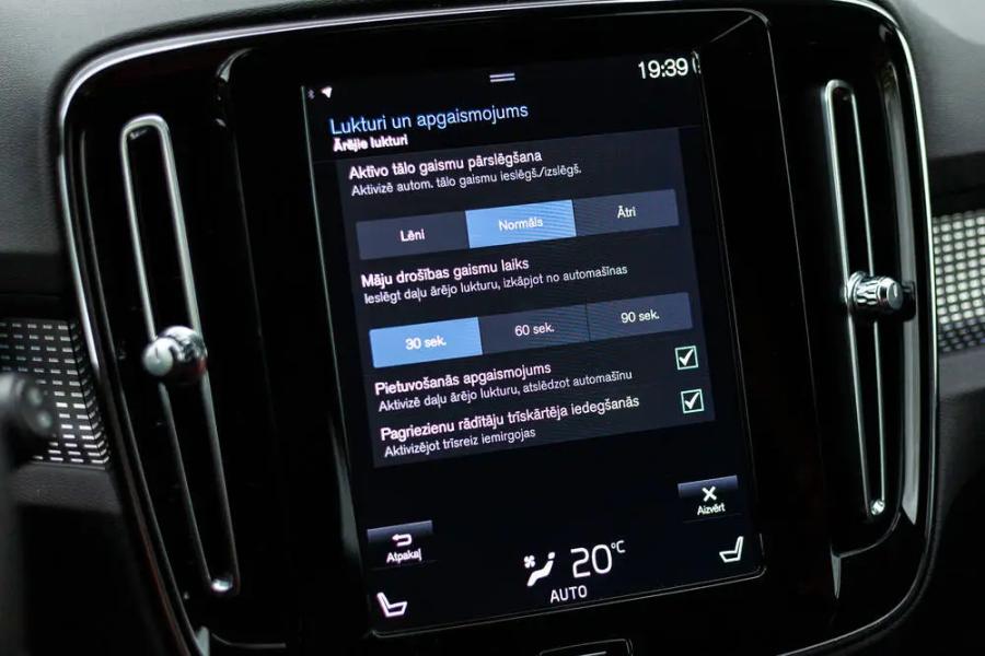 Красный Вольво XC40 2019 в Рига, объемом двигателя 2.00 л и пробегом 154 тыс. км за 18995 €, фото 26 на AUTOMOTO.COM.LV