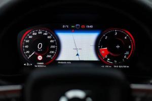 Красный Вольво XC40 2019 в Рига, объемом двигателя 2.00 л и пробегом 154 тыс. км за 18995 €, фото 27 на AUTOMOTO.COM.LV