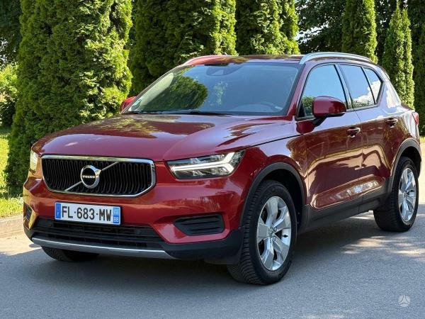 Красный Вольво XC40 2019 в Таураге, объемом двигателя 1.97 л и пробегом 280 тыс. км за 14500 €, фото 1 на AUTOMOTO.COM.LV