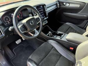 Красный Вольво XC40 2019 в Клайпеда, объемом двигателя 1.97 л и пробегом 77 тыс. км за 22500 €, фото 19 на AUTOMOTO.COM.LV